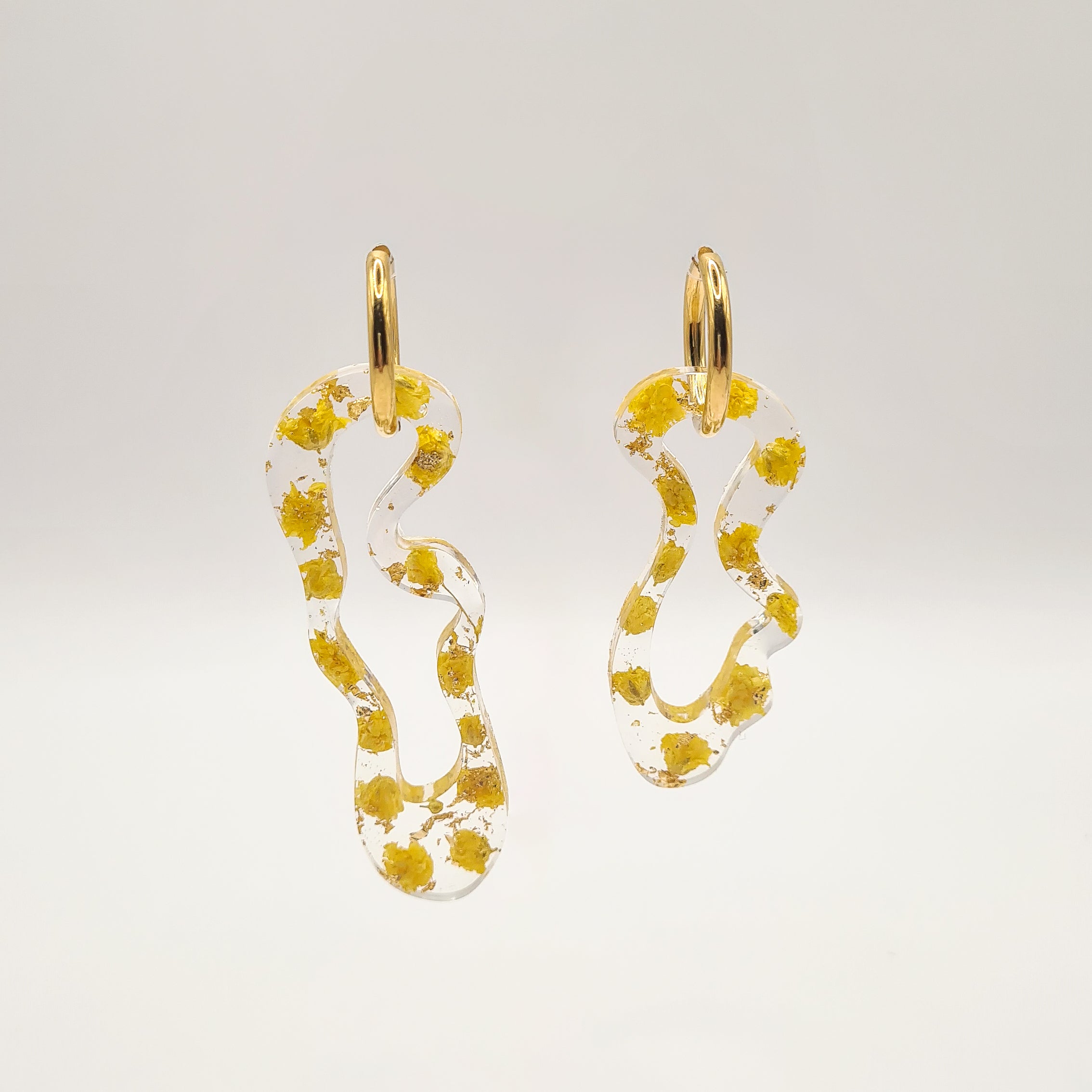 CH Design - Encased floral jewelry, Handmade in The Netherlands